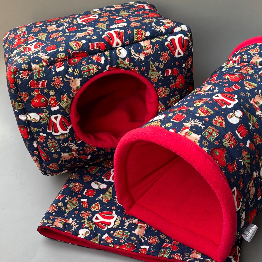 LARGE Christmas Full Cage Set. Large Cosy House, Snuggle Sack, Tunnel ...