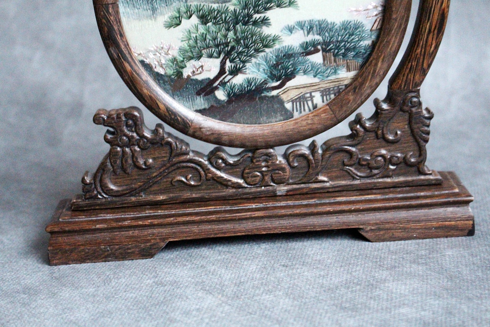 Vintage Chinese Silk Shu Embroidery on Wooden Lacquer Swivel Stand,silk ...