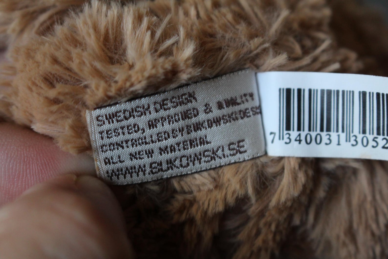 Urso de pelúcia vintage Bukowski Design: pelúcia marrom com cachecol ...