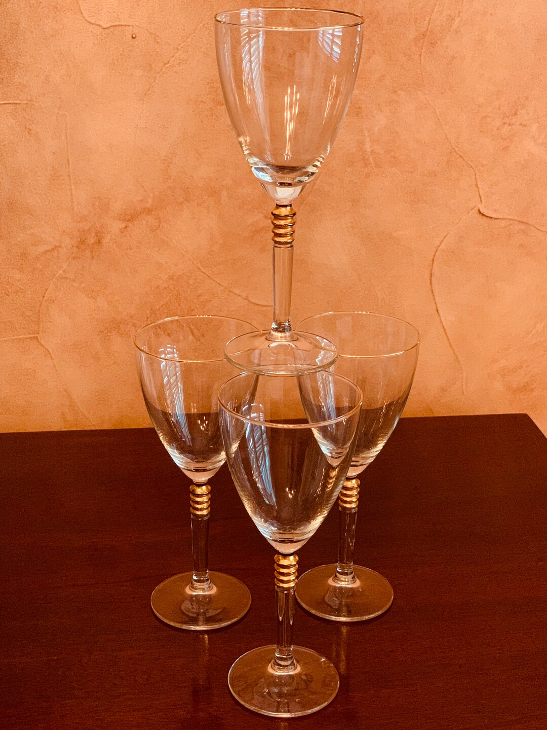 4 Gold Rimmed Wine Glasses With 4 Discs on Stem - Etsy