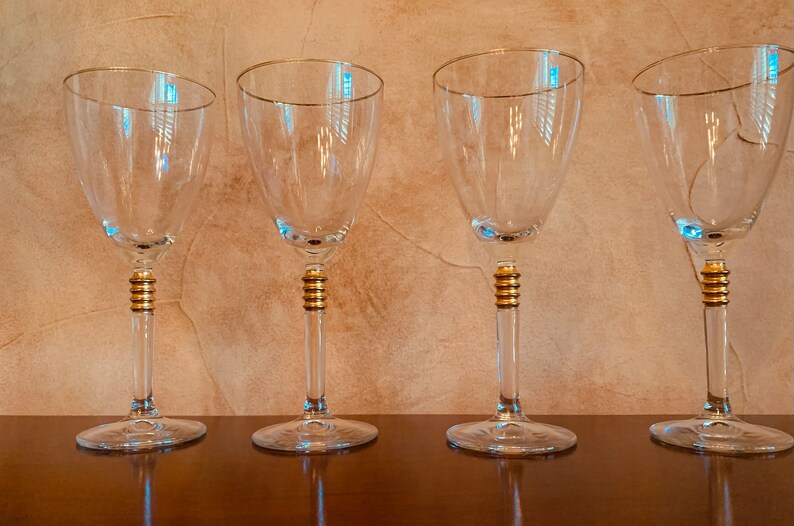 4 Gold Rimmed Wine Glasses With 4 Discs on Stem - Etsy