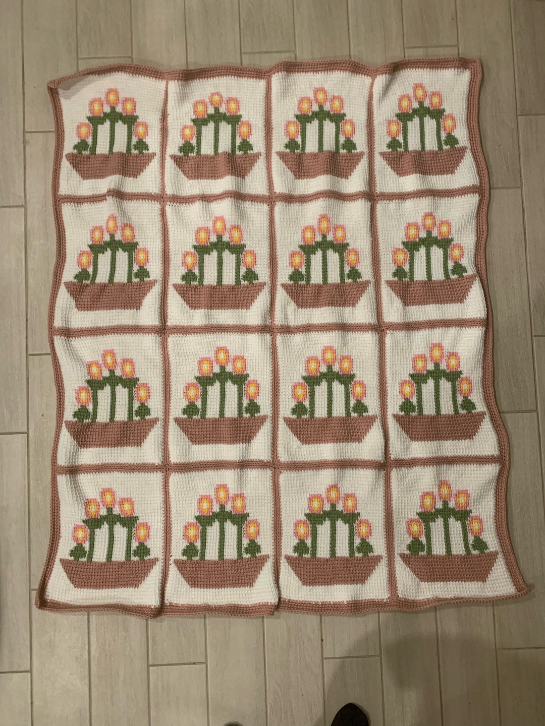 Handcrafted Flower Pattern Afghan Blanket - Etsy