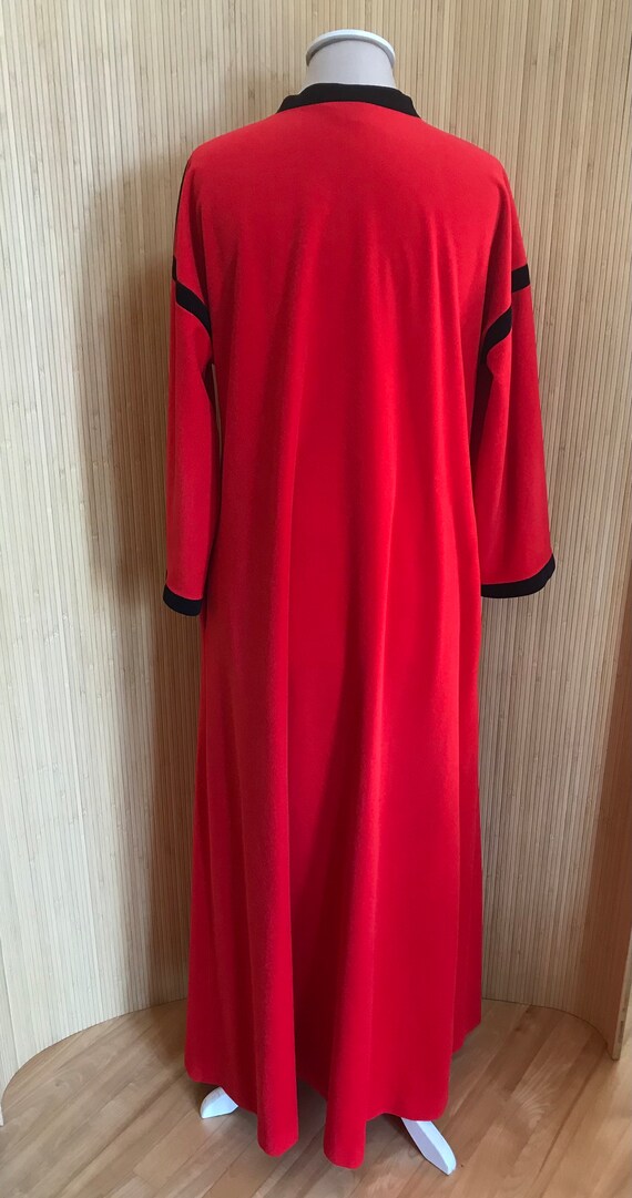 1970s Vanity Fair Cherry Red Velour Robe - Gem