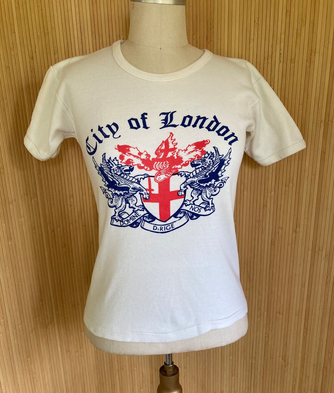 Vintage City of London T-shirt - Etsy