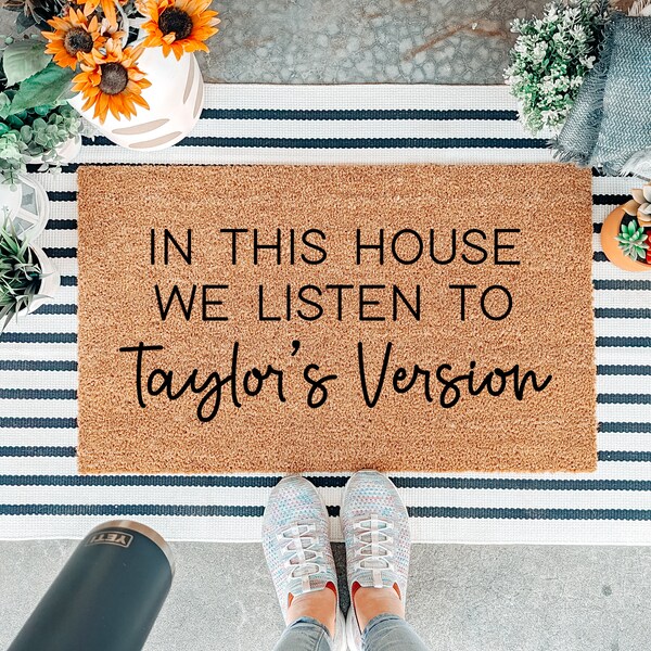 In This House We Doormat - Etsy