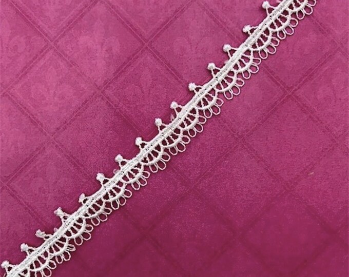 Blue Fern Lace 56 - White Lace - White Passages Lace - .5 Inch Wide ...