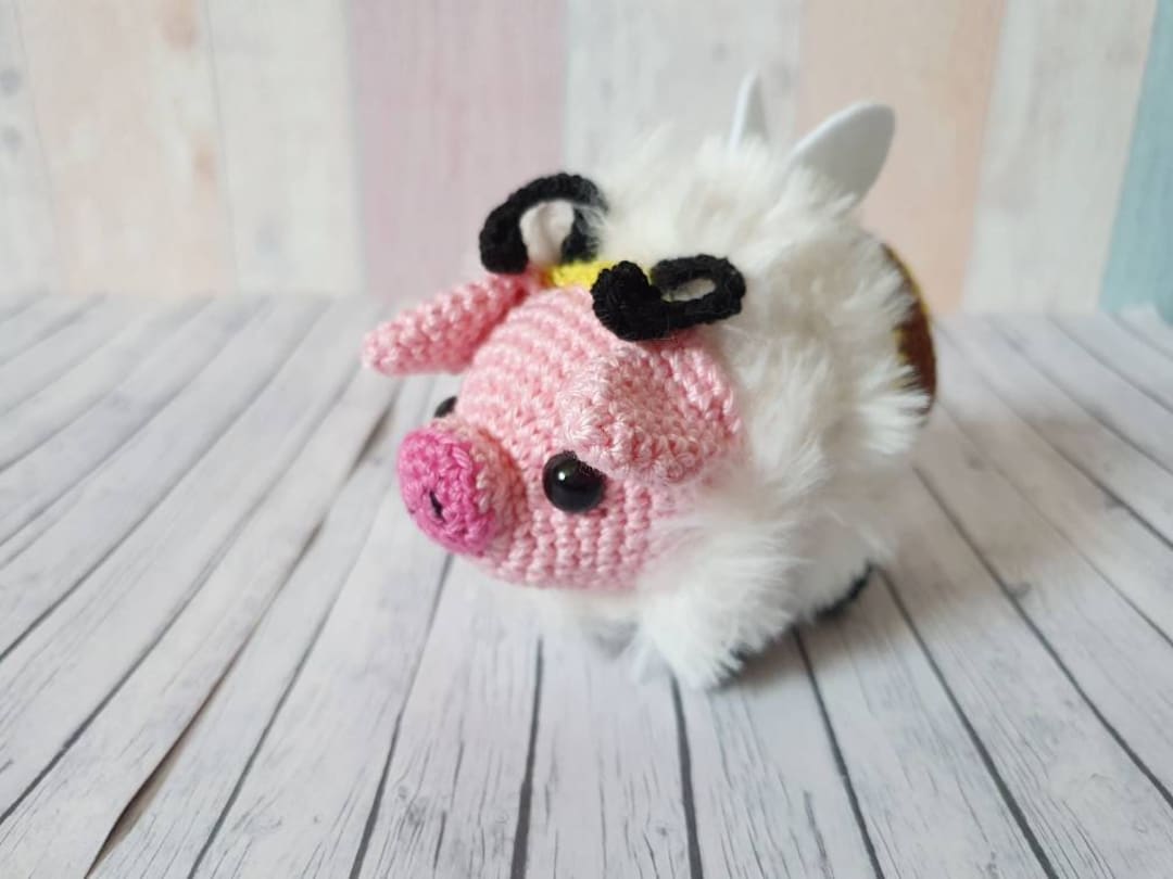 Monster Hunter Amigurumi Poogie Bee Pig Crochet Doll Crochet Decoration ...