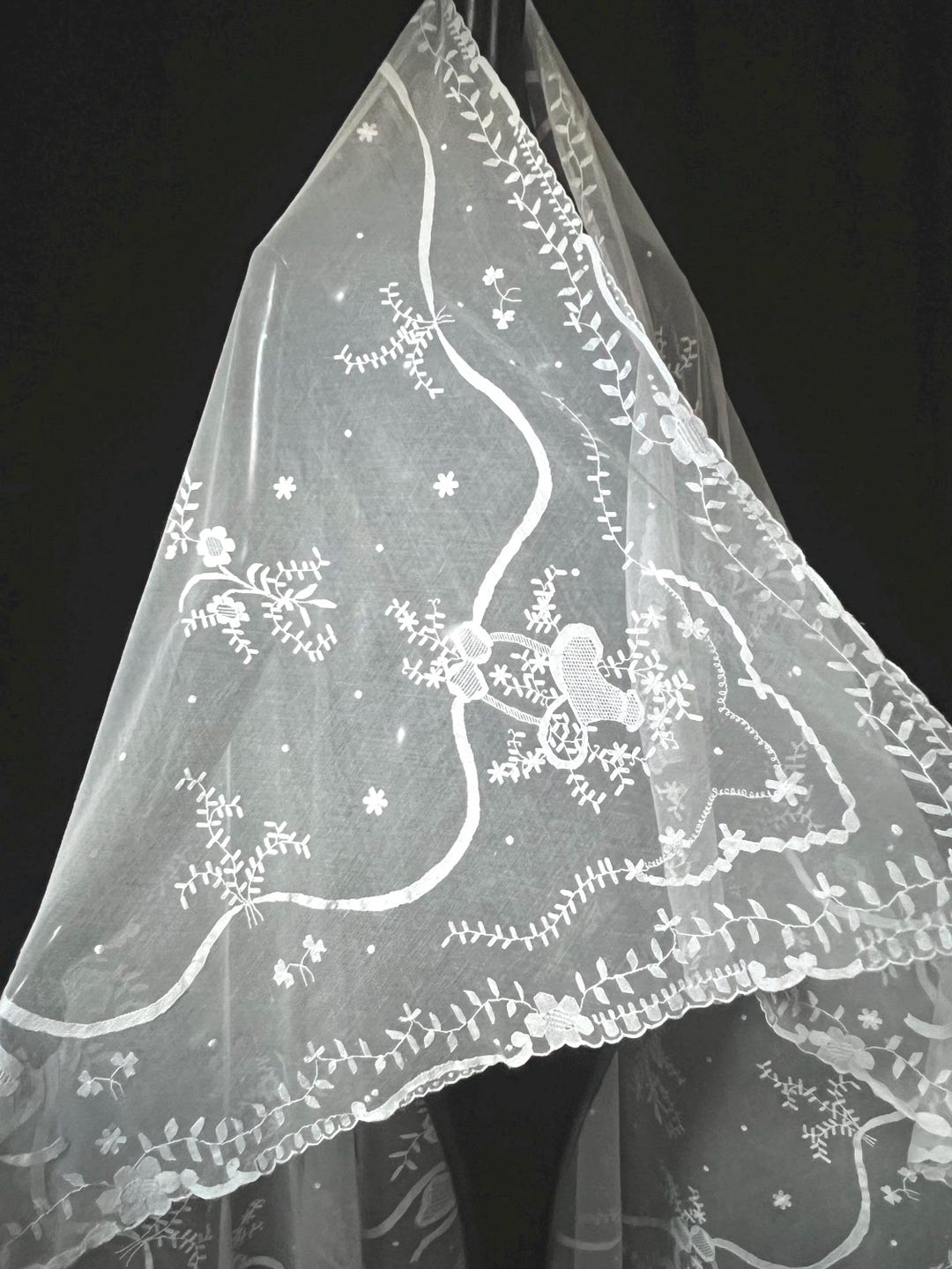 Antique 1920’s Limerick Lace Bridal Veil Stole, Embroidered Flowers ...