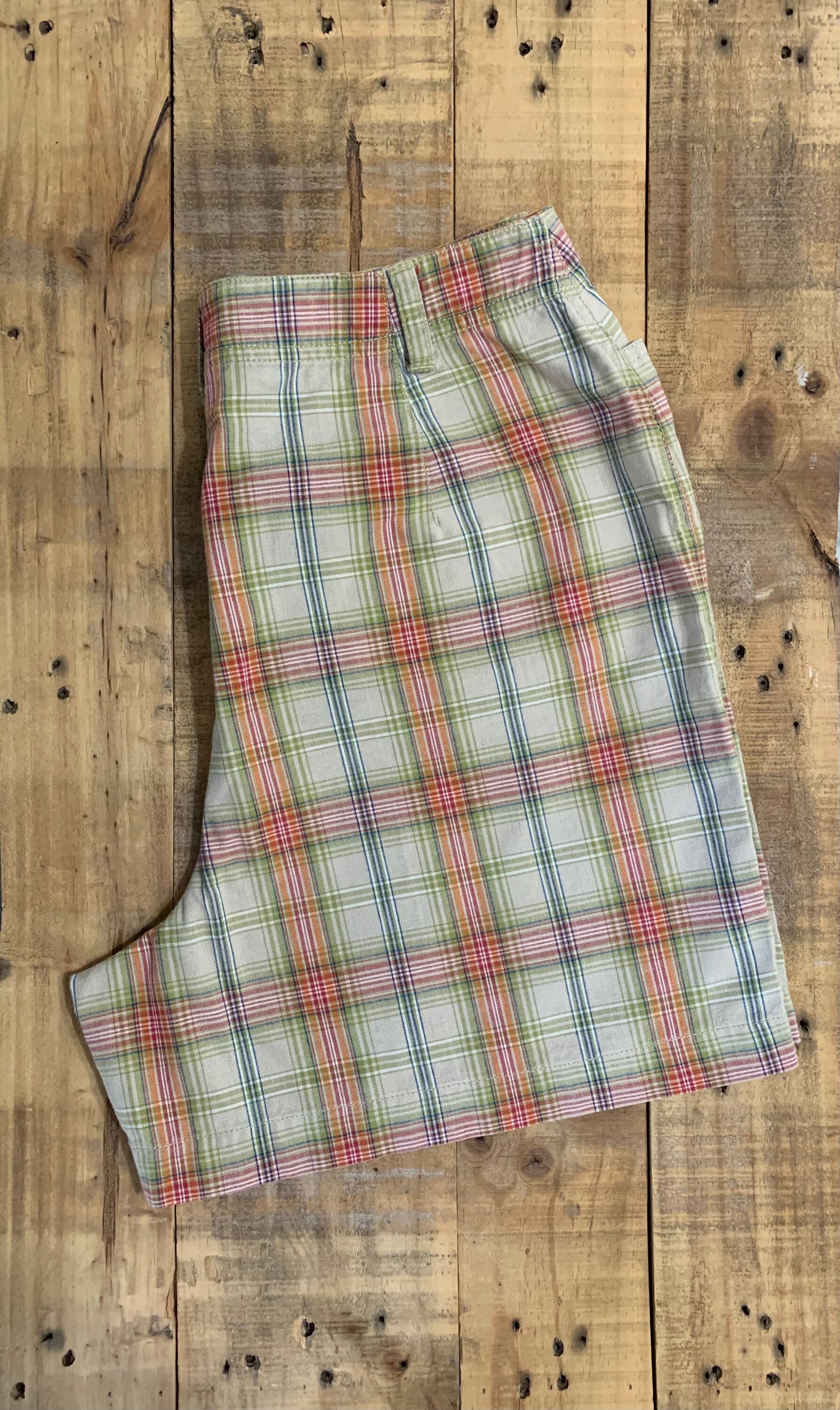 28” 90’s Plaid High Waisted Shorts / Plaid Shorts / 90’s Shorts Waist ...