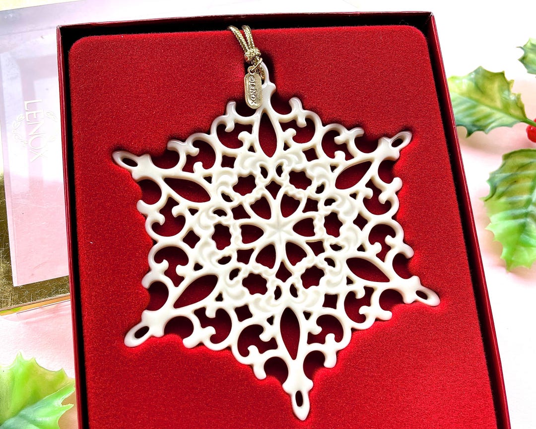VINTAGE: 2001 - Lenox Annual Snow Fantasy Ivory Snowflake Ornament With Red Box - Lenox China - Etsy