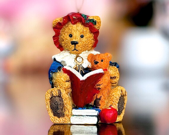 VINTAGE Bear Ornament Christmas Bear Reading a Book Teddy Bear Ornament Christmas Ornament Holiday Xmas Etsy Canada