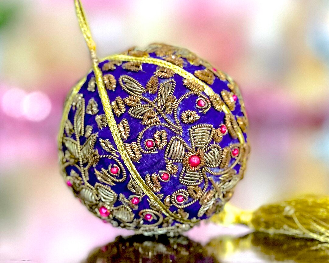 VINTAGE: Gold Bullion Beaded Tassel Ornament - Coilwork Ornaments ...