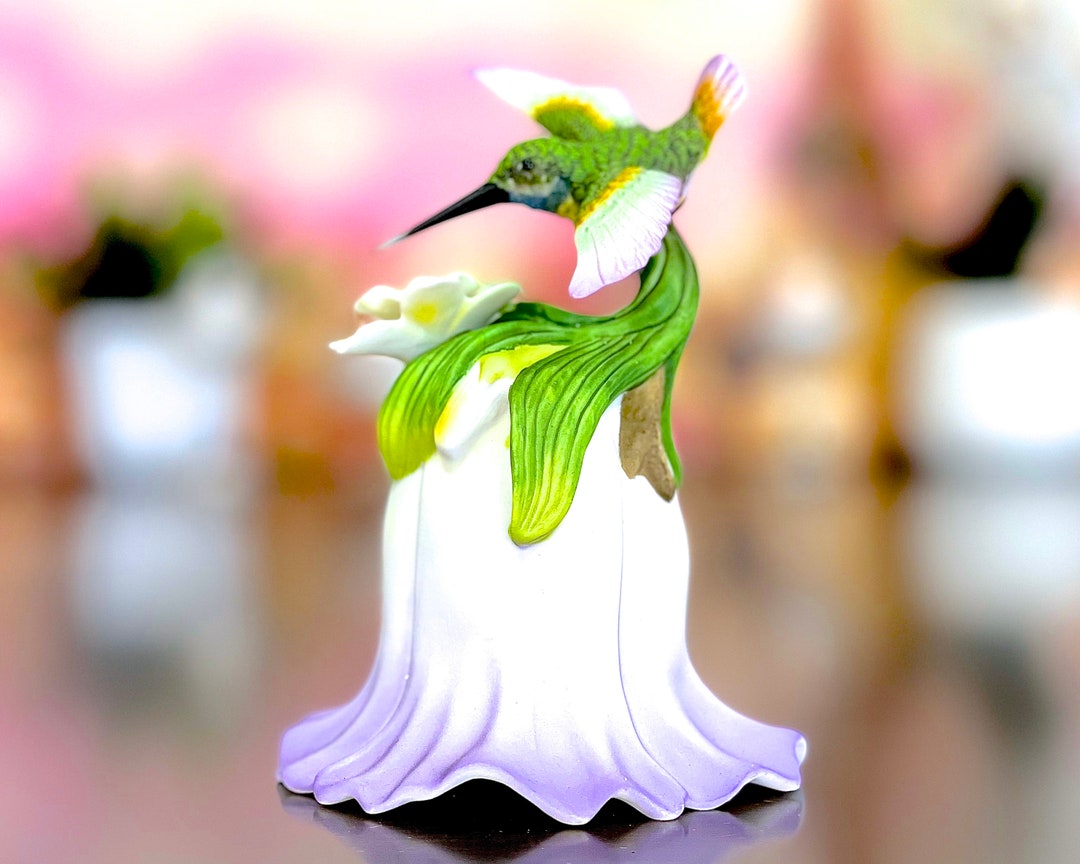 VINTAGE: 2000 - Avon Fine Collectibles Porcelain Hummingbird and Flower ...