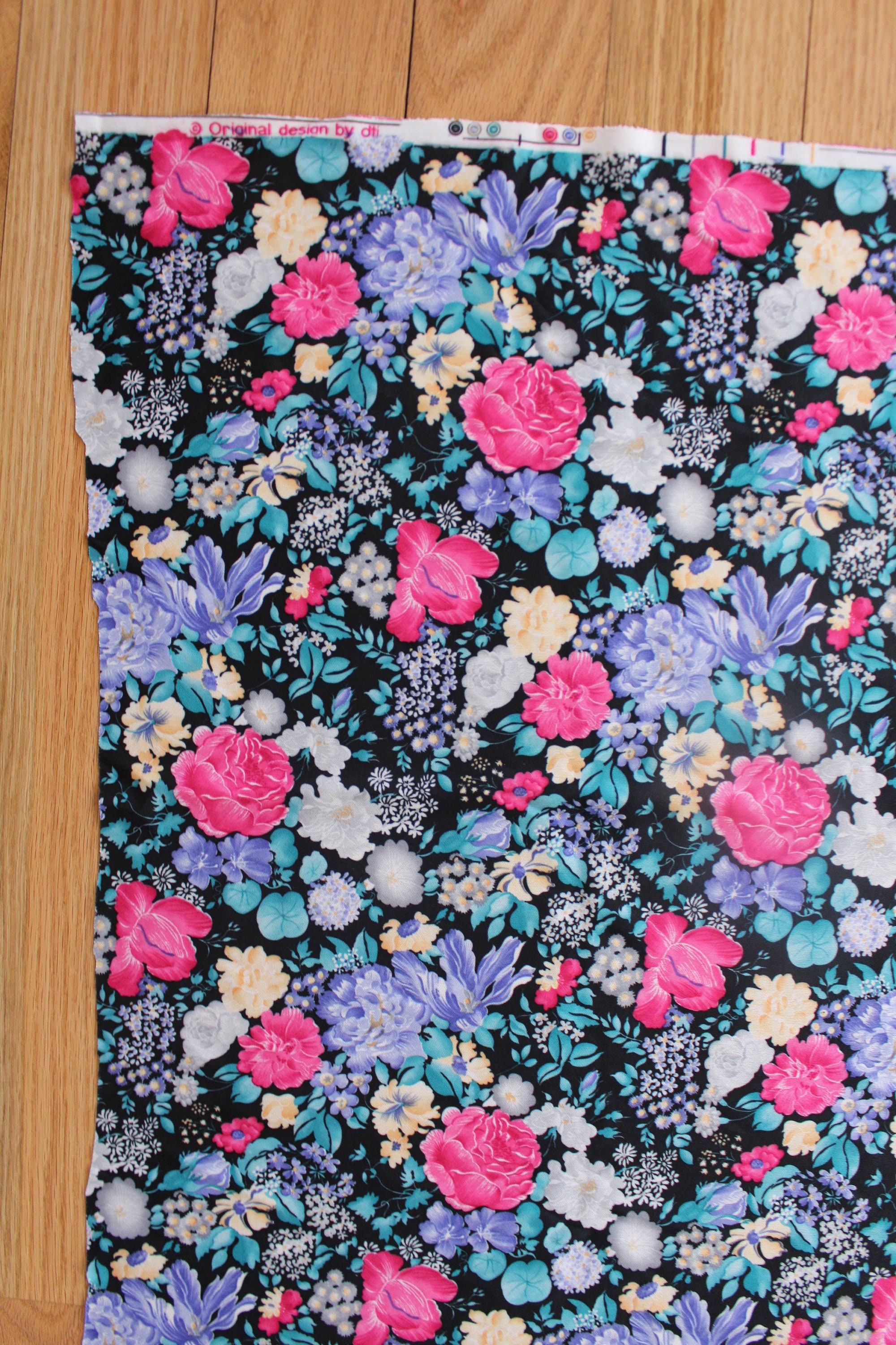 Vintage 1980's Fabric / Material Remnant 2 Yds Colorful - Etsy