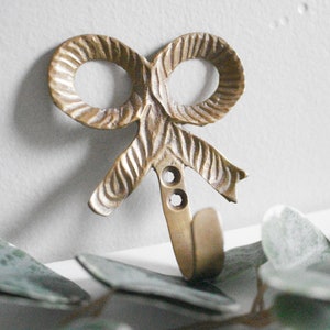 Vintage 1960's Brass Bow Hook | Small Dainty Pretty Wavy Brass Bow ...