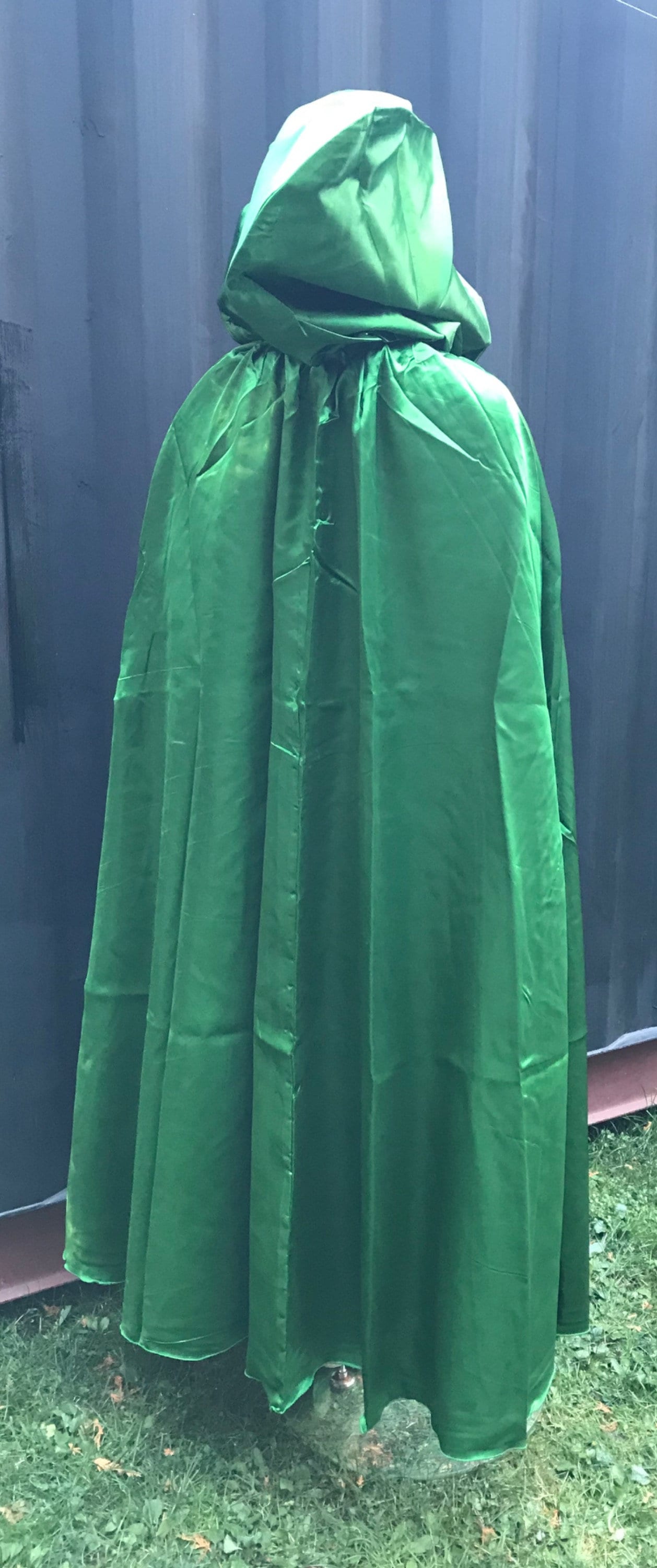 Quality Deluxe Green Cape / Cloak, Cape, Cloak, Cosplay Costume, Purple ...