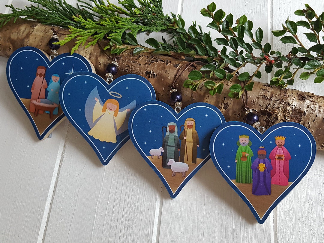 Set of 4 Nativity Themed Hanging Heart Decorations – Christmas Tree ...