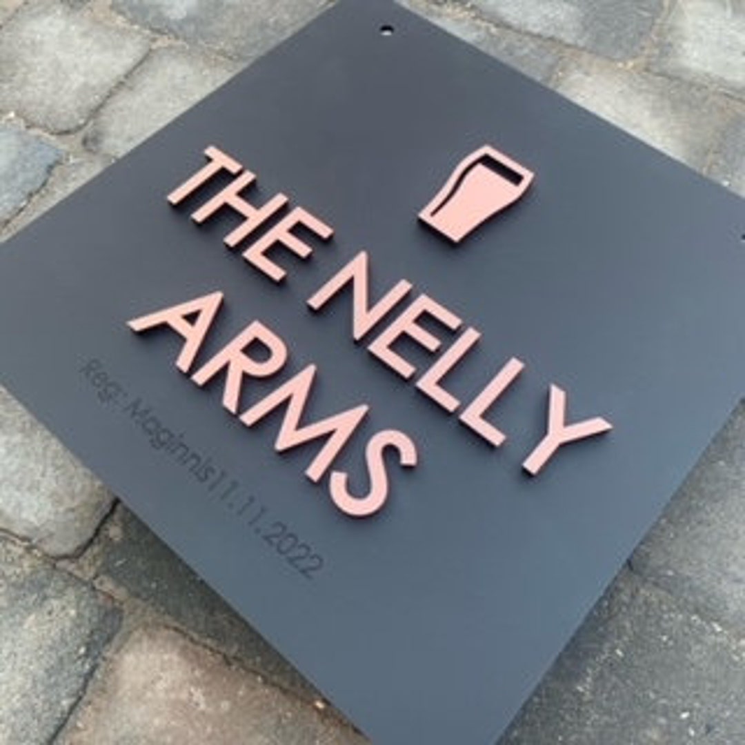 Extra Large 3D Hanging Swing Sign for Homes and Businesses. 40 X 40 Cm ...