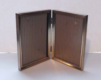 Bifold Vintage Frame - Etsy