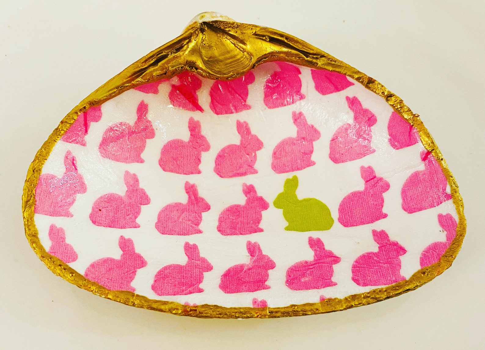 Easter Themed Decoupaged Clam Shells Trinket or Jewelry Dish Sold ...