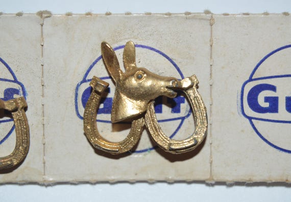 1968 Political Gulf Oil Good Luck Donkey Horseshoes P… - Gem