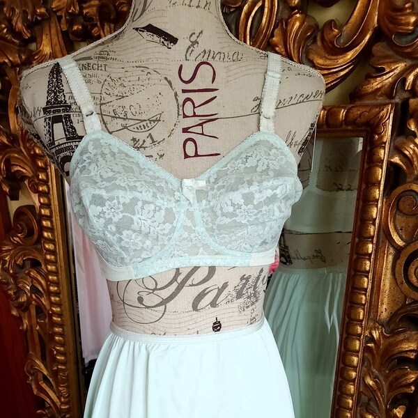 Hollywood Vassarette - Etsy