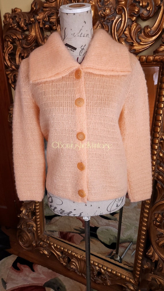 vintage peach cardigan - Gem