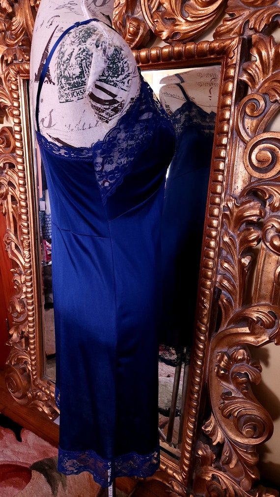 Vintage 60's Navy Blue Slip with Lace Details - Gem