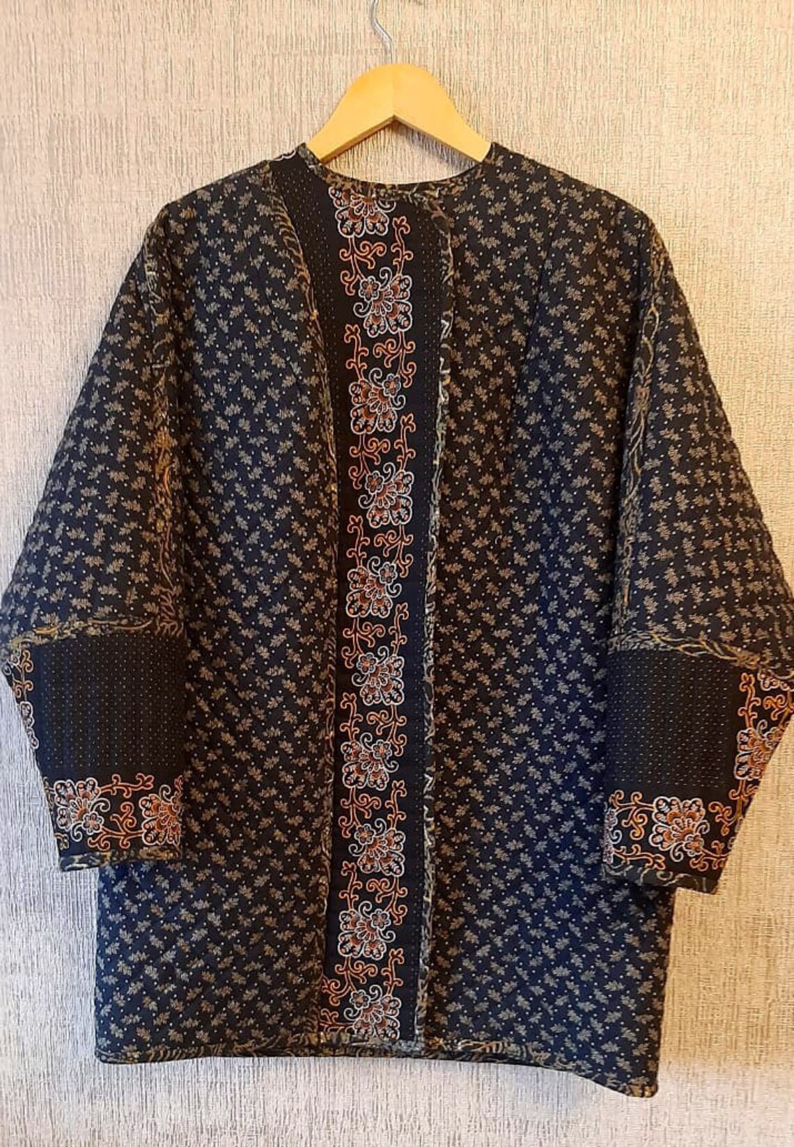 Russian style quilted jacket vatnik in black | Etsy
