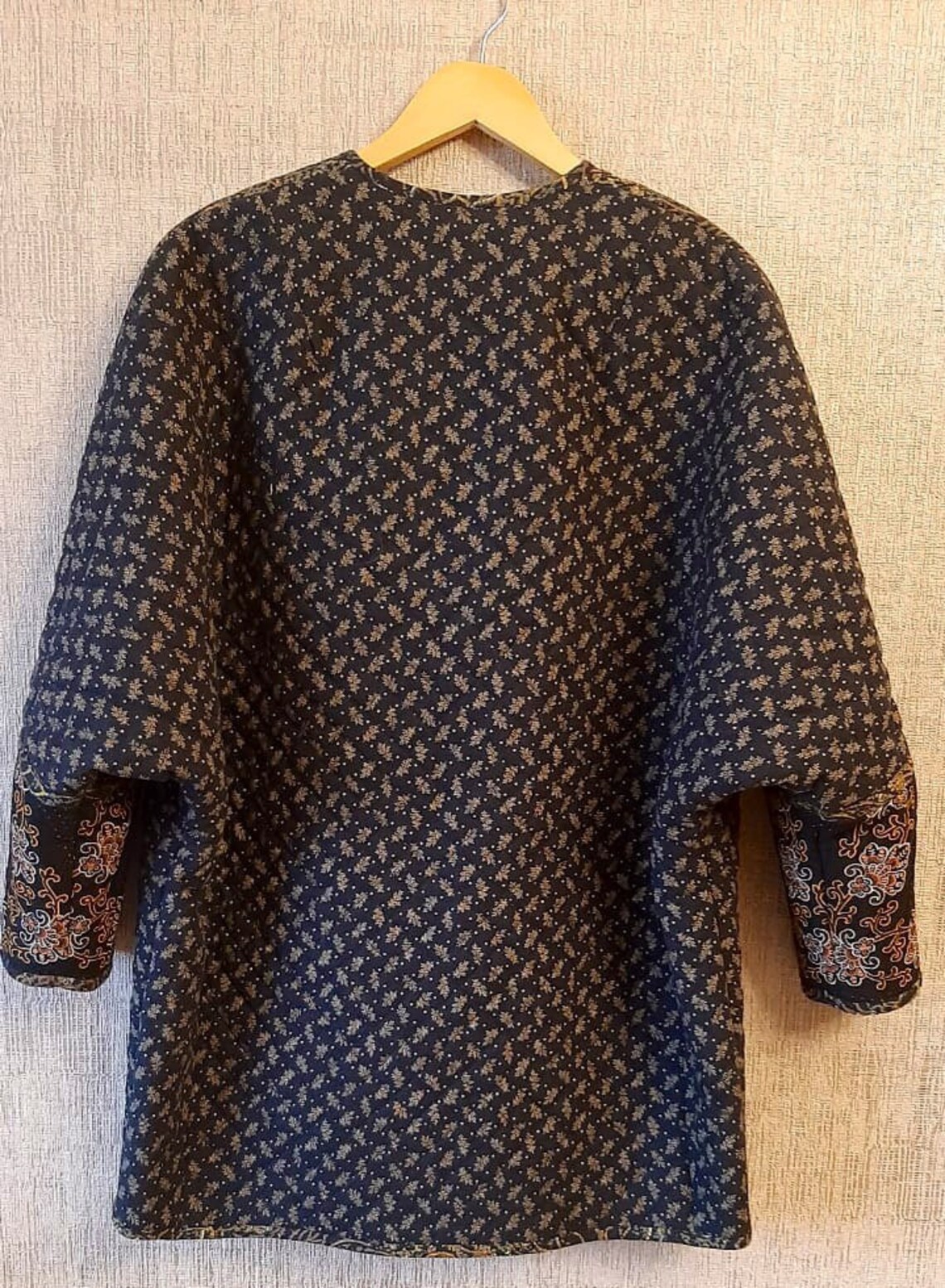 Russian style quilted jacket vatnik in black | Etsy