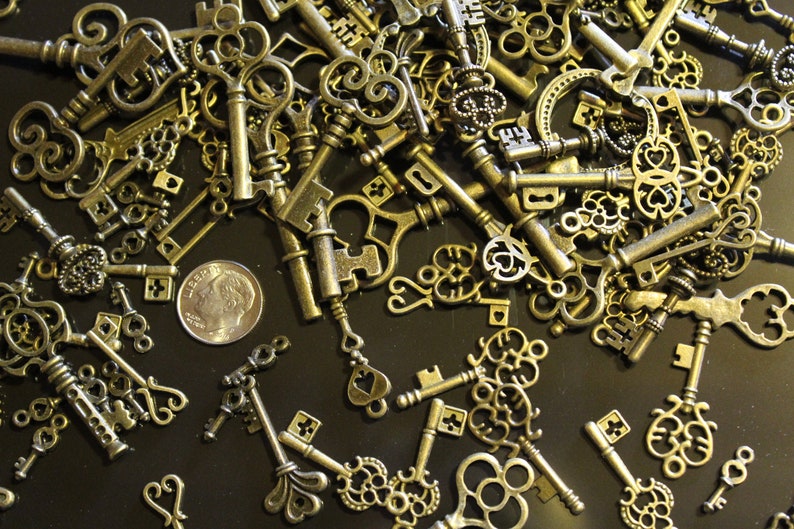 Antique Brass Skeleton Keys Small Key Pendants Skeleton Key - Etsy