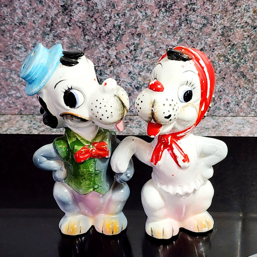 Artmark Dogs Holding Hands Salt Pepper Shakers Japan 40s 50s - Etsy