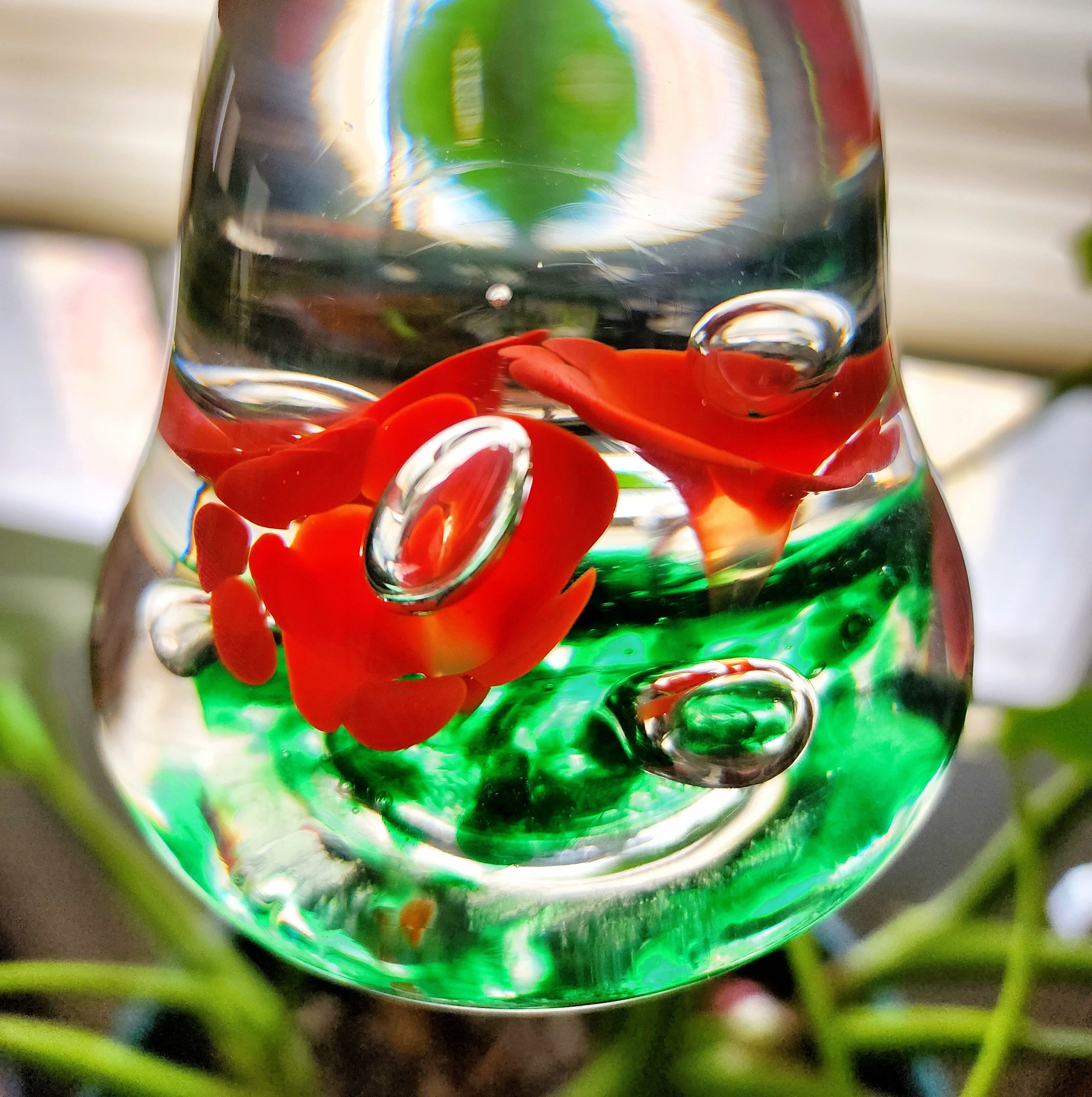 Bell Shaped Paperweight: Controlled Bubble Flowers, Prestige Art ...