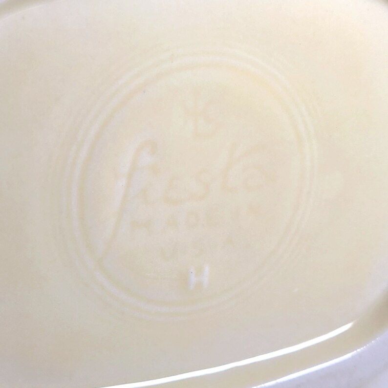 Fiesta Ware Disc Pitcher Pastel Yellow Made in the USA Vintage - Etsy