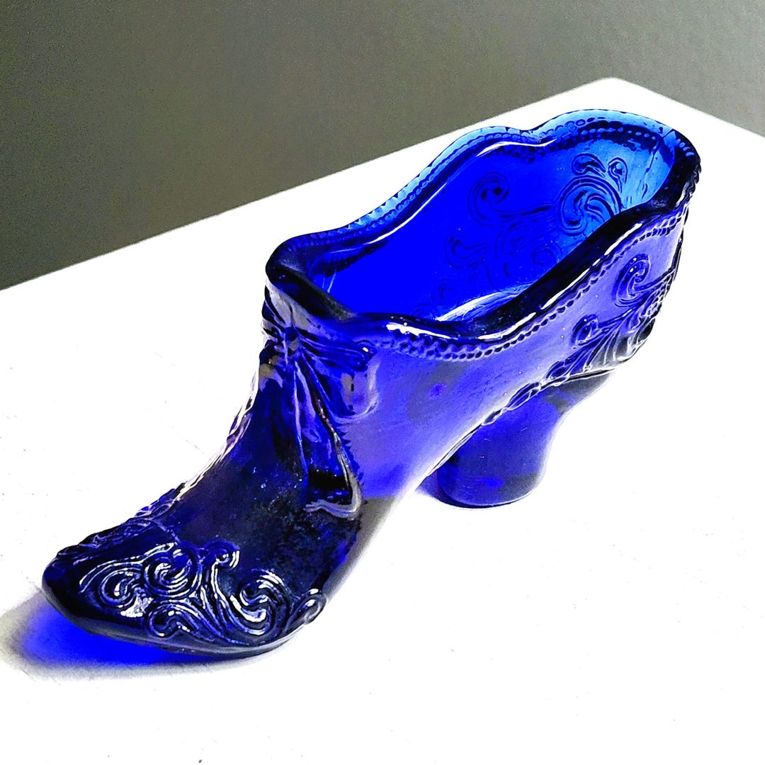 Small Cobalt Blue Glass Shoe Figurine With Bows & Scrolls Mosser ...