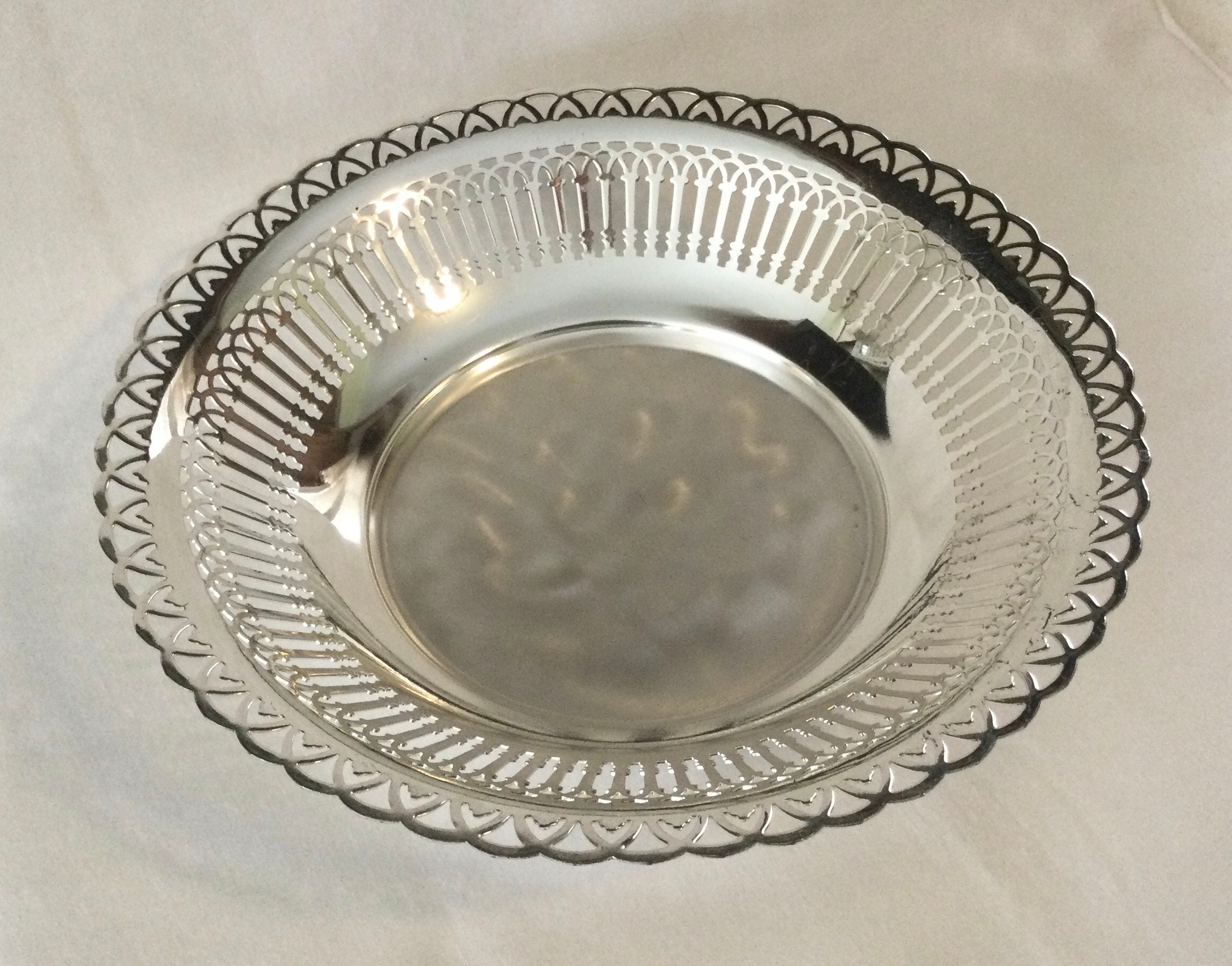 Vintage Wmf-ikora Pierced Pattern Silverplate Center Bowl | Etsy