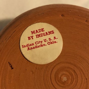 Vintage Indian City Anadarko Oklahoma Native American Crown Design Vase ...