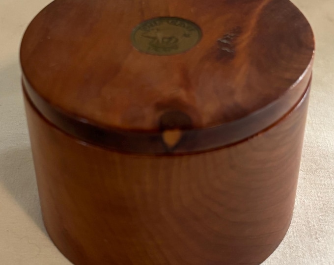 1987 Round Bermuda Cedar Wood Box W/ One Cent Pig Coin in Lid - Etsy