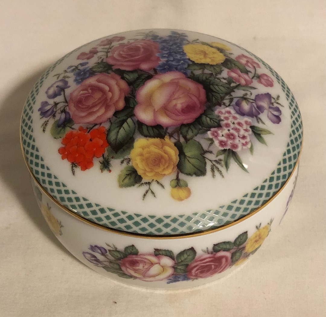 1993 Floral Enchantment Porcelain Music Box in the Good Old Summertime ...