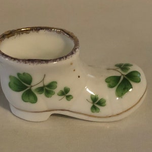 1983 Enesco Miniature Irish Shamrock Shoe Figurine - Etsy