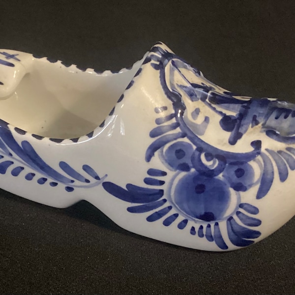 Delft Shoe - Etsy