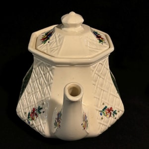 Vintage Sadler Salem Christmas Eve Pattern Teapot - Etsy
