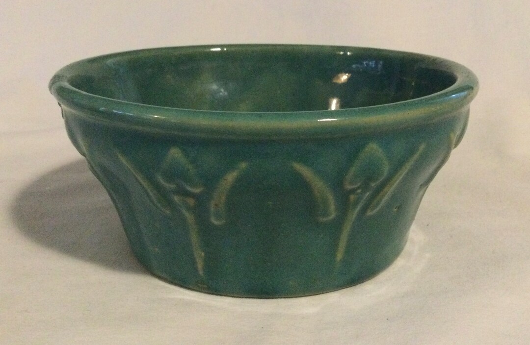 Vintage Blue Green Glaze Yellow Ware Bowl W/ Upside Down Heart Torch ...