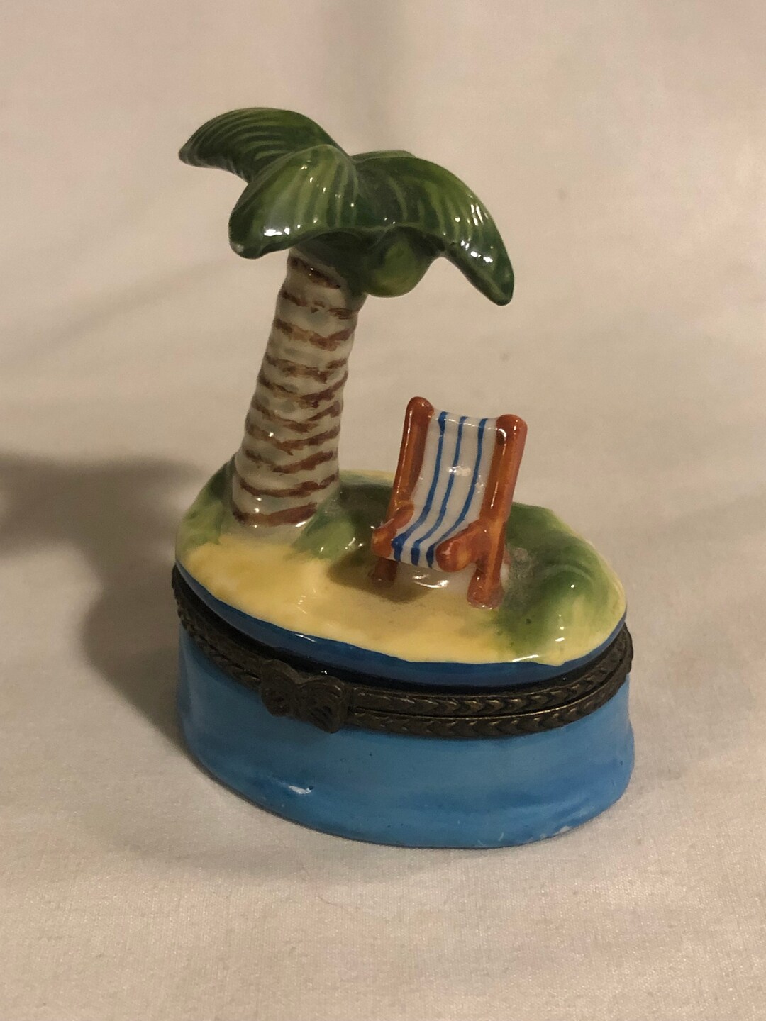 Vintage Beach W/ Palm Tree & Beach Chair Trinket Box - Etsy