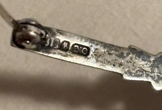 Antique Irish Sterling Silver Claddagh Bar Pin - Gem