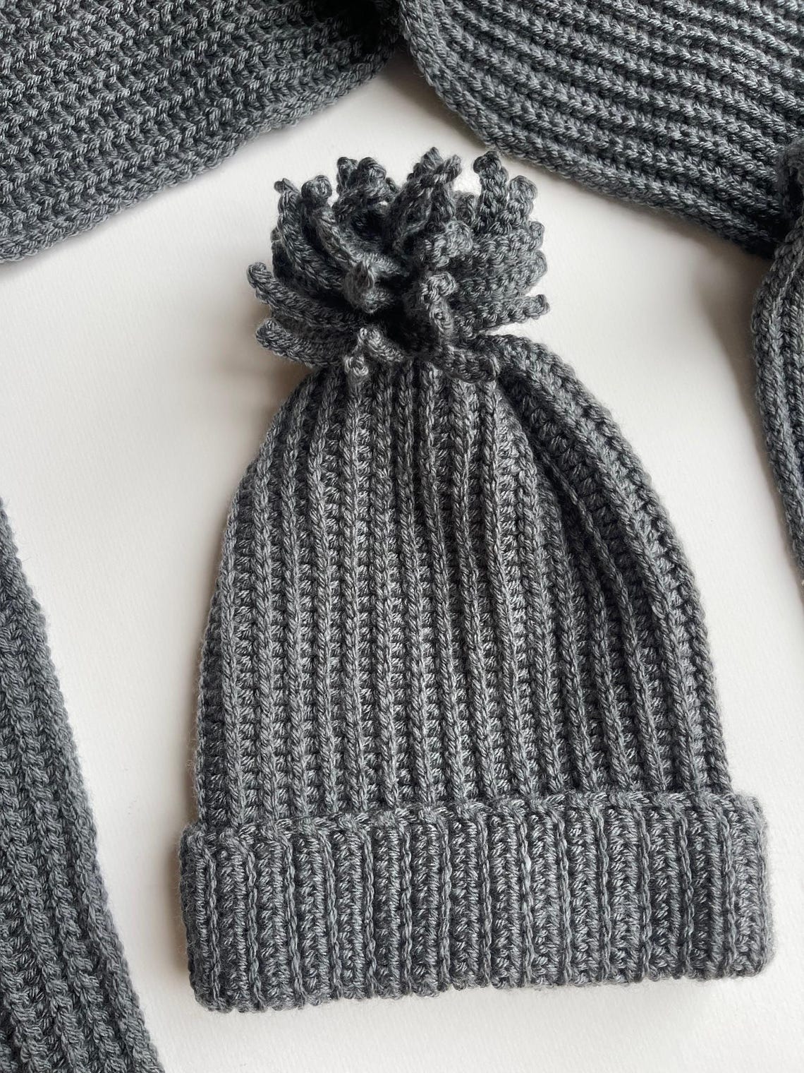 Crochet Pattern - Anthracite Grey Ribbed Scarf and Beanie Hat Set - Etsy