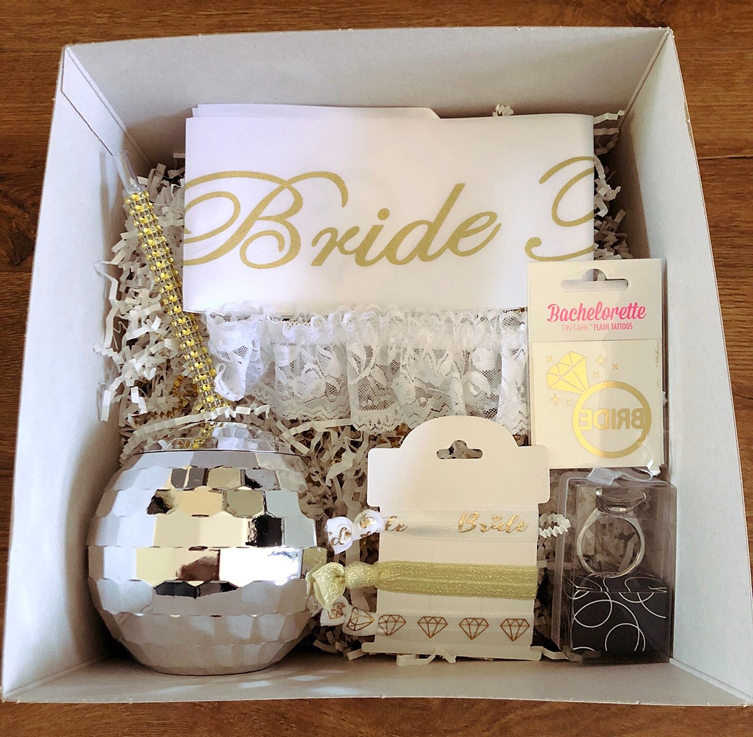 Bride to Be Gift Box Set Fiancé Future Mrs. Custom Gift Bridal | Etsy