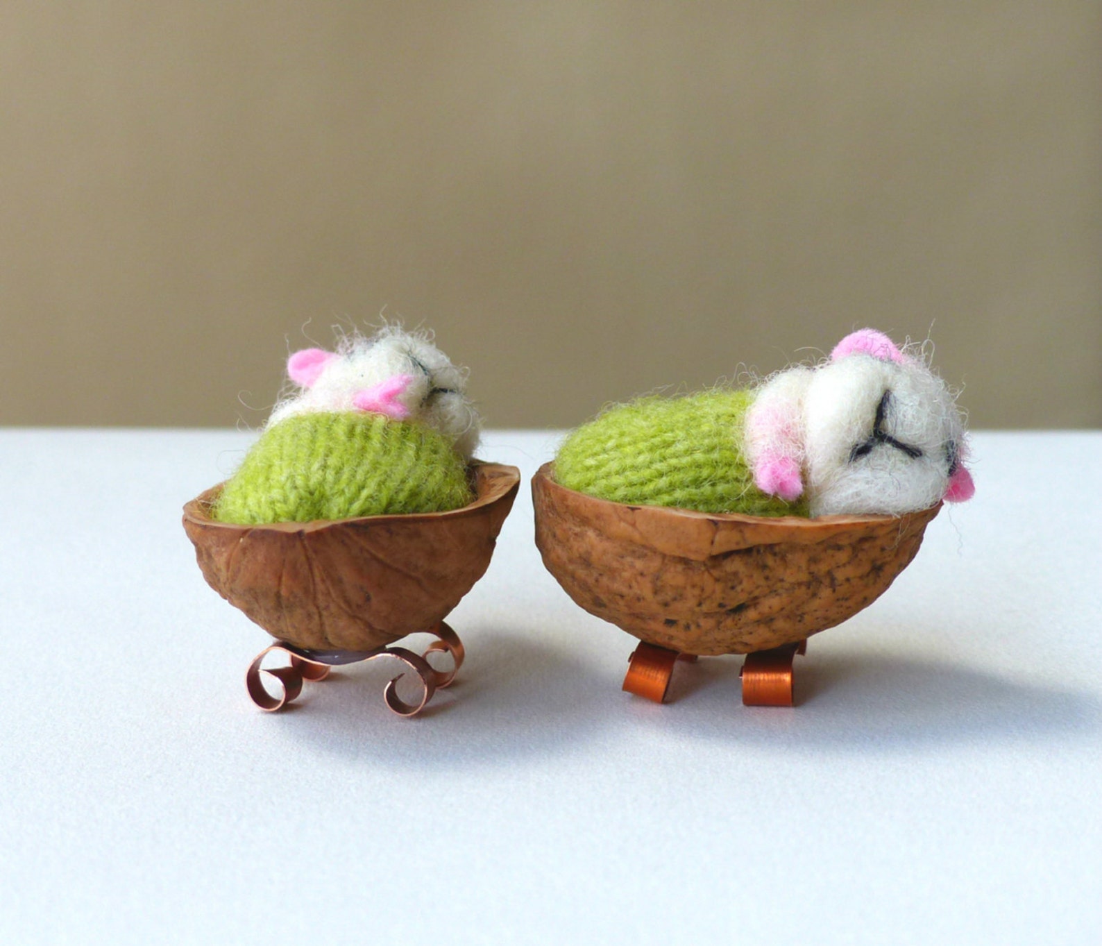 Sleeping Mouse in a Walnut Shell Needle Felted Ornament Gift - Etsy
