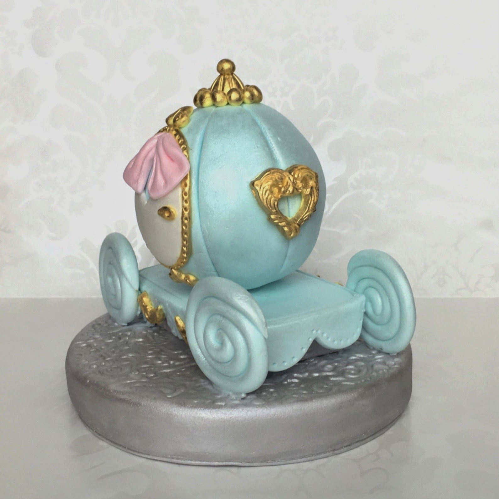 Cinderella Carriage Cake Topper. Fondant Carriage Cake Topper ...