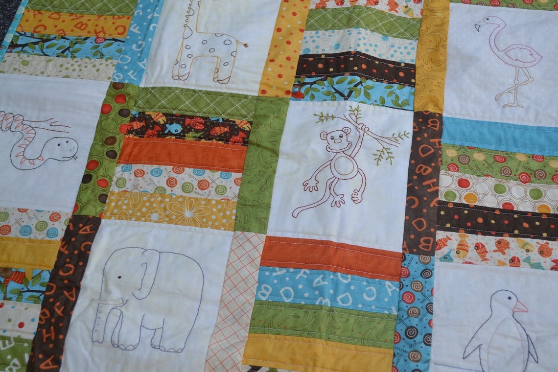 Fun at the Zoo Quilt - Etsy